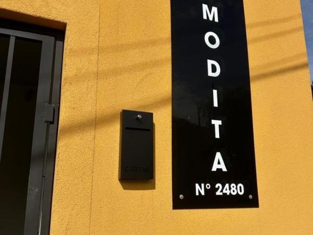Apartamento à venda no bairro Angela Rosa