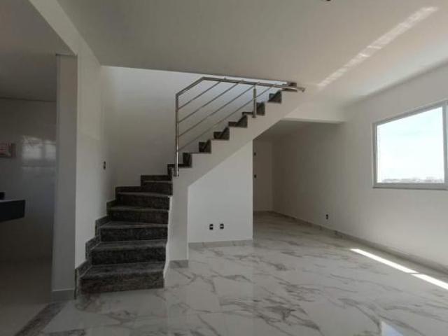 Apartamento à venda no bairro Araguaia em Belo Horizonte/MG
