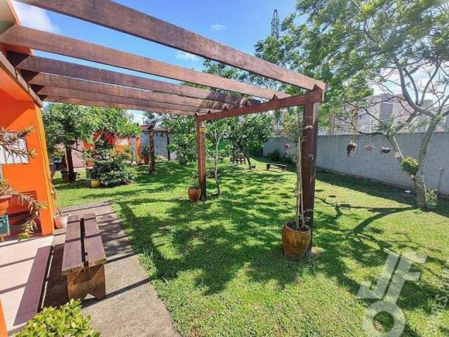 Apartamento à venda no bairro Areal em Pelotas/RS
