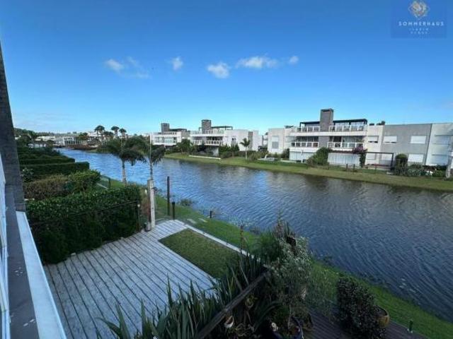 Apartamento à venda no bairro Atlântida Xangri Lá/RS
