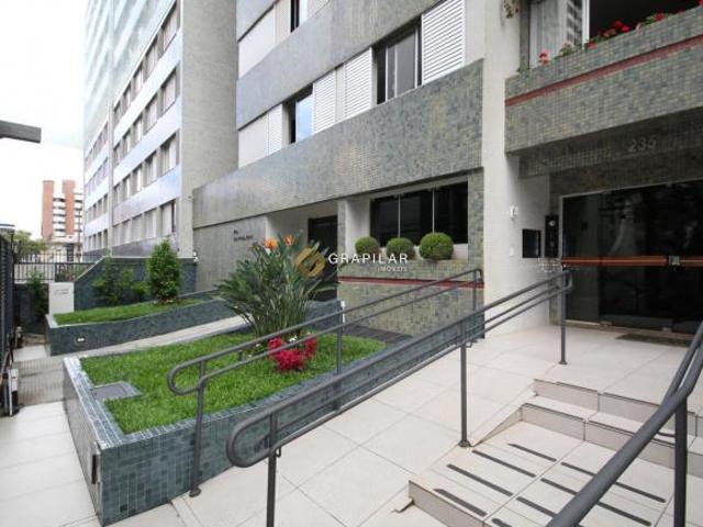 Apartamento à Venda no bairro Batel, Curitiba PR
