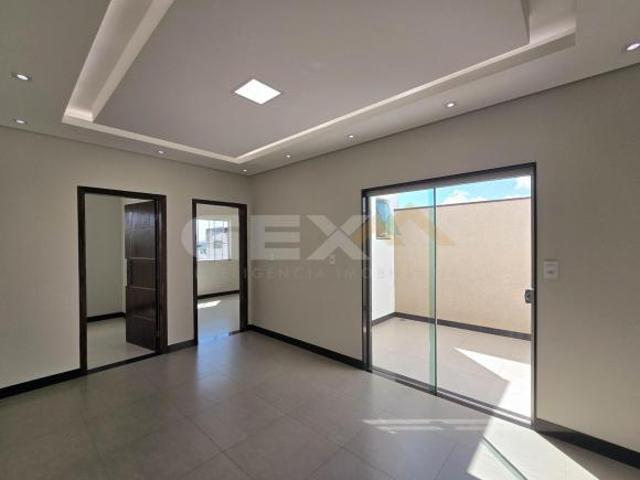 Apartamento à venda no bairro Belvedere e também uma loja