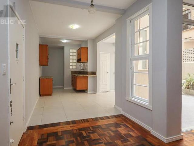 Apartamento a venda no bairro Bom Fim