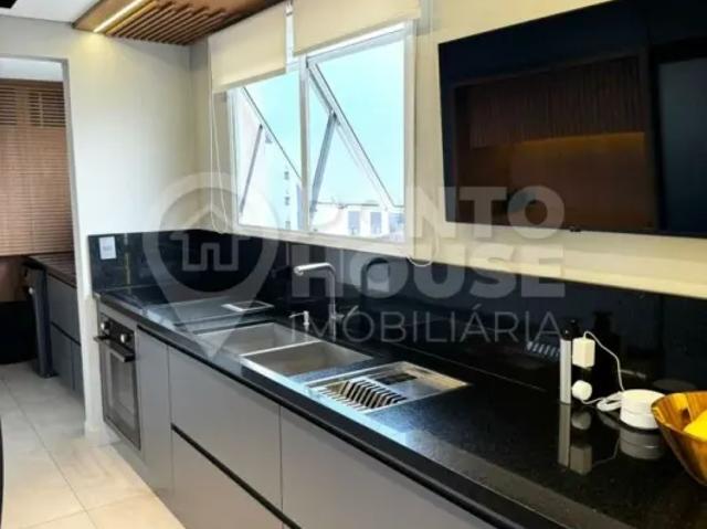 Apartamento à venda no bairro Bosque da Saúde com 2 dormitórios e 1 suíte