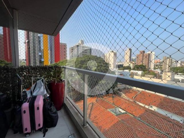 Apartamento à venda no bairro Cambuí