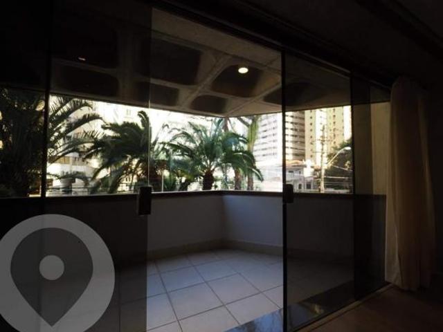 Apartamento à venda no bairro Cambuí