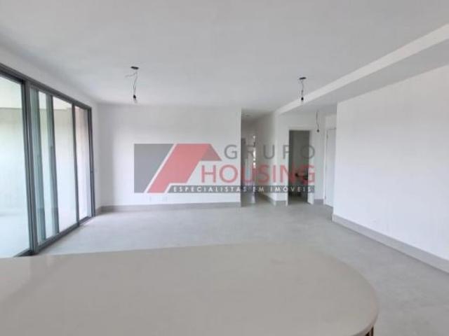 APARTAMENTO A VENDA NO BAIRRO CAMBUÍ EM CAMPINAS 139,00 M² DE ÁREA ÚTIL, DUAS VAGAS COBERTAS