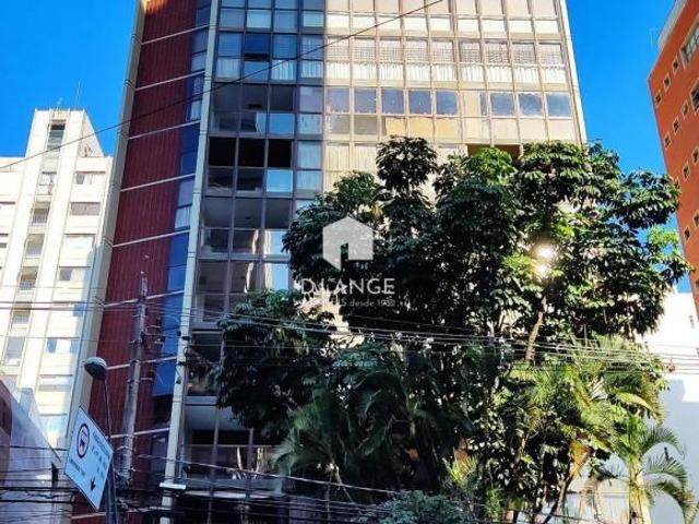 Apartamento à venda no bairro Cambuí em Campinas