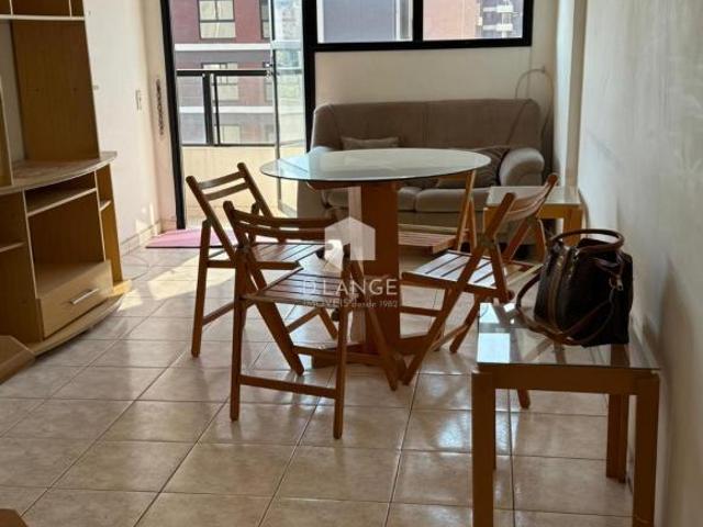 Apartamento à venda no bairro Cambuí em Campinas