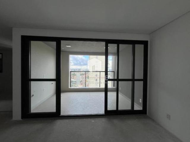 Apartamento à venda no bairro Cambuí em Campinas SP