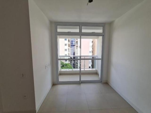 Apartamento à venda no bairro Cambuí em Campinas SP