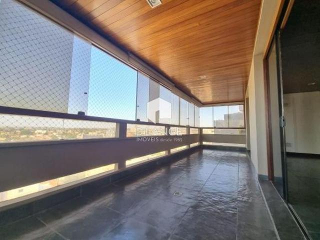 Apartamento à venda no bairro Cambuí em Campinas SP