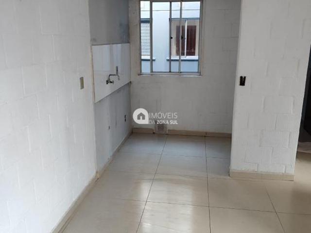 Apartamento à venda no bairro Campo Novo Porto Alegre/RS, Zona Sul