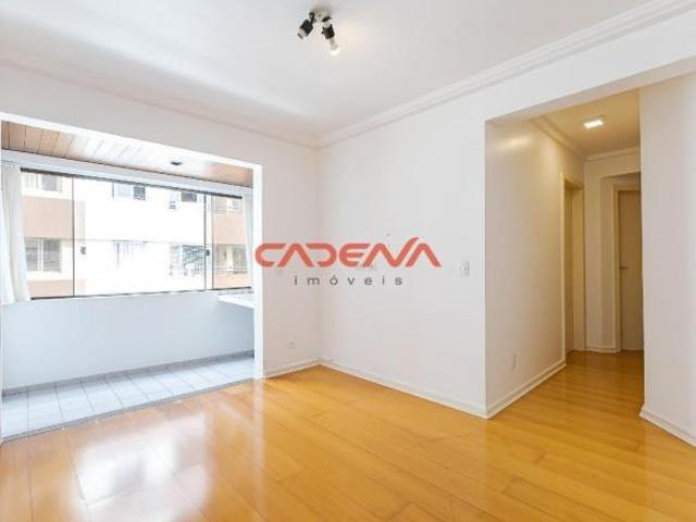 Apartamento à venda no bairro Cabral