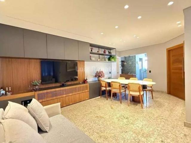 Apartamento à venda no bairro Carmo