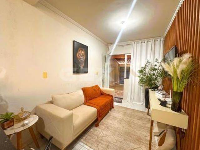 Apartamento à Venda no Bairro Casa Nova em Divinópolis MG
