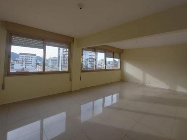 Apartamento a venda no bairro Centro