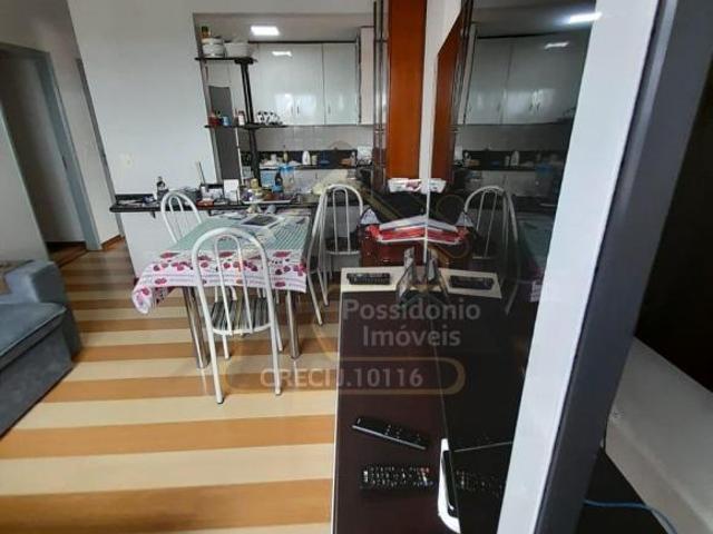 Apartamento à venda no bairro Centro Campo Mourão/PR