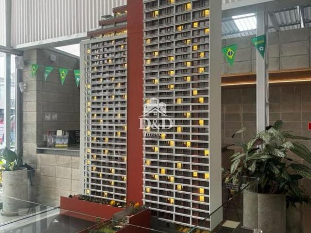 Apartamento à venda no bairro Centro Curitiba/PR