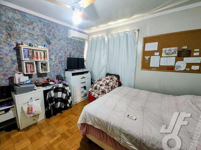 Apartamento à venda no bairro Centro em Pelotas/RS