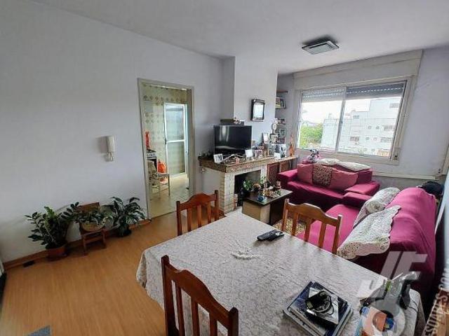 Apartamento à venda no bairro Centro em Pelotas/RS