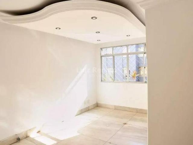 Apartamento à venda no bairro Cidade Nova