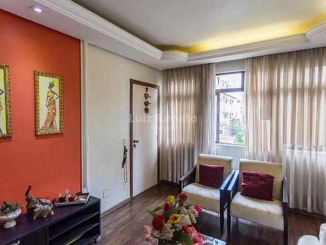 Apartamento à venda no bairro Cidade Nova
