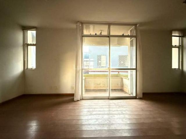 Apartamento à venda no bairro Colégio Batista