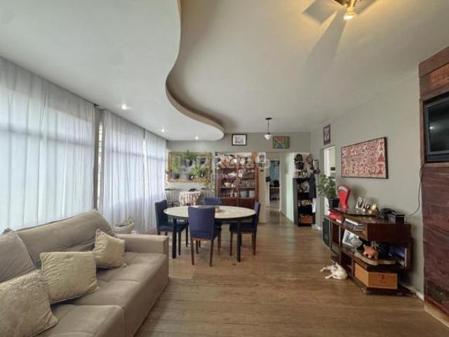 Apartamento à venda no bairro Coração de Jesus