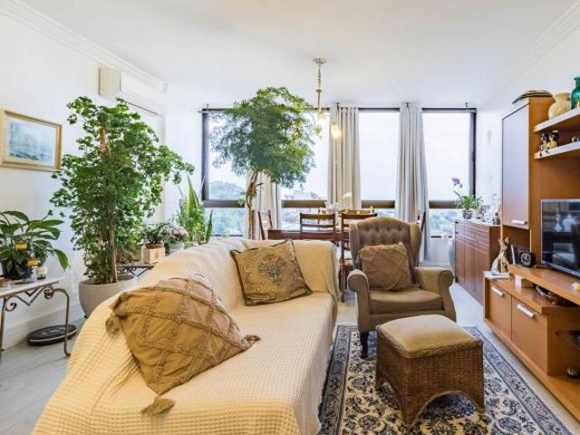 Apartamento à venda no bairro Cristo Redentor em Porto Alegre/RS
