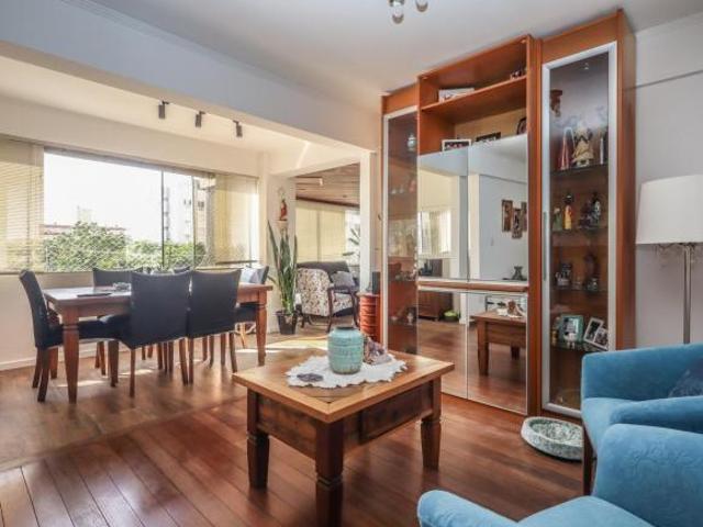 Apartamento à venda no bairro Cristo Redentor em Porto Alegre/RS