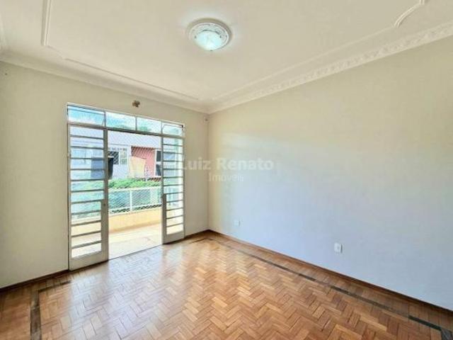 Apartamento à venda no bairro Cruzeiro