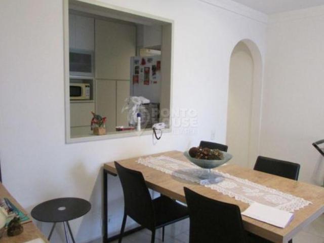 Apartamento á venda no bairro da Vila Gumercindo de 2 dormitórios e 1 vaga