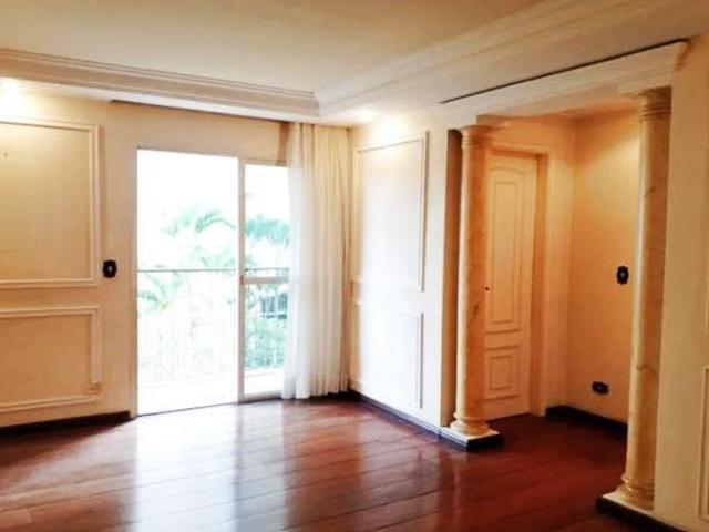 Apartamento à venda no Bairro da Vila Romana na Rua Tito 86