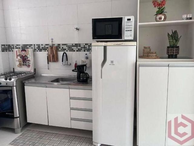 Apartamento à Venda no Bairro da Aparecida, 1 Dormitório, na Quadra da Praia, Santos/Sp