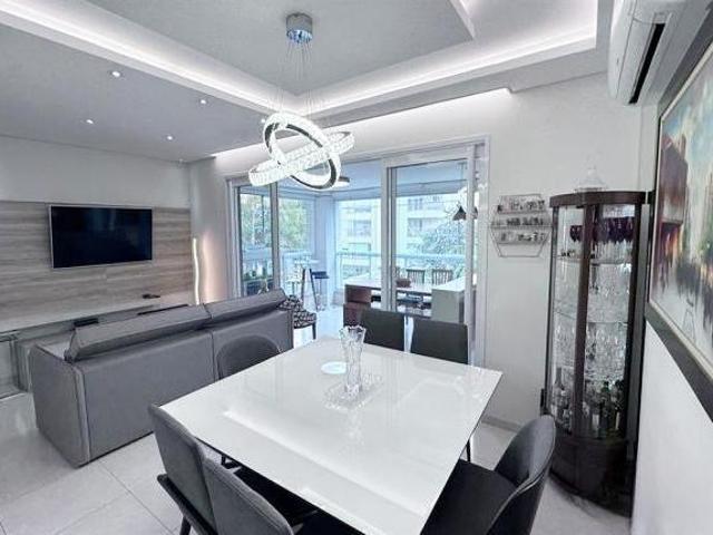 Apartamento à venda no Bairro da Lapa na Rua Faustolo 656