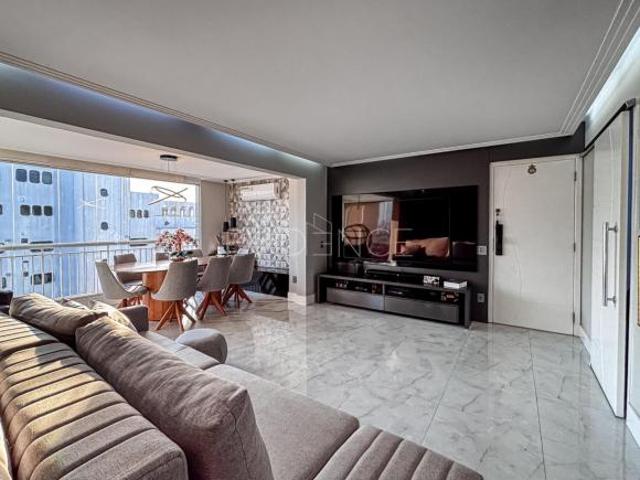 Apartamento à venda no bairro da Mooca 225 m²