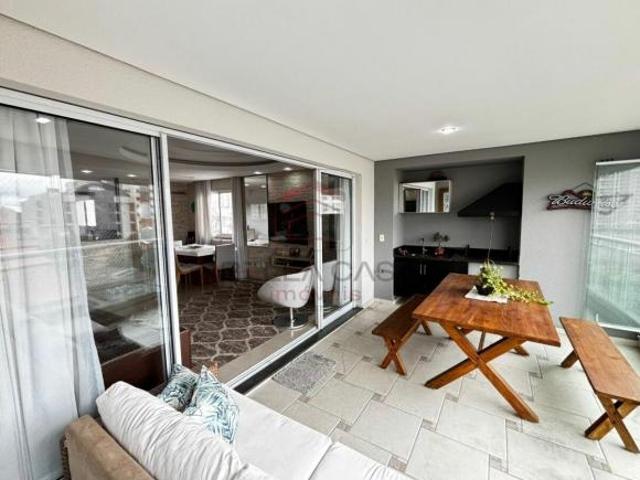 Apartamento a venda no Bairro da mooca com 3 suites, varanda gourmet e 3 vagas