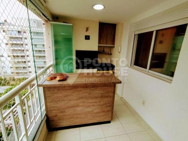 Apartamento à venda no bairro da Saúde, 3 dormitórios, 1 suíte