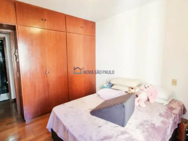 Apartamento a venda no bairro da Saúde, com 3 dormitórios