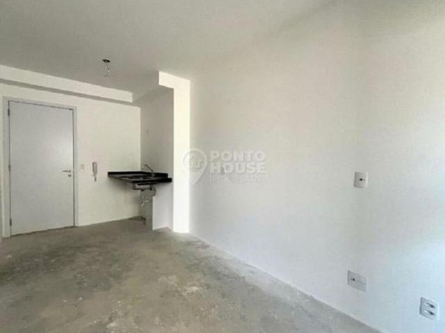 Apartamento à venda no bairro da Saúde com 34m², 1 quarto, terraço e 1 vaga