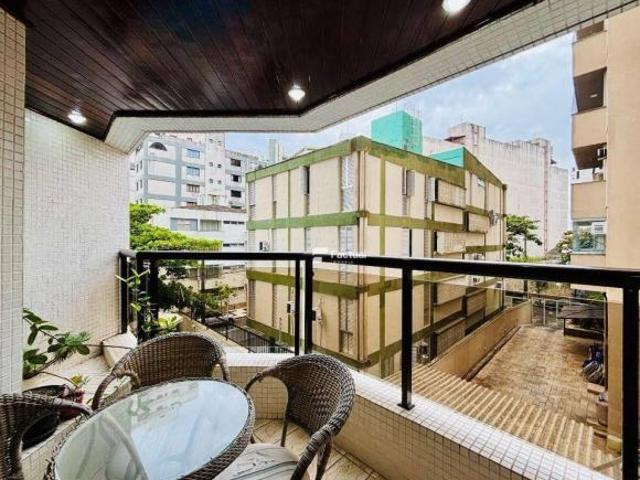 Apartamento à venda no bairro das Astúrias, próximo a praia Guarujá/SP