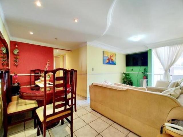 Apartamento à venda no Bairro do Jardim Santa Mônica na Avenida Santa Monica 593