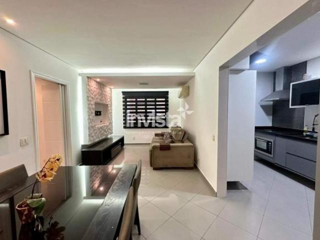 Apartamento à venda no bairro Embaré