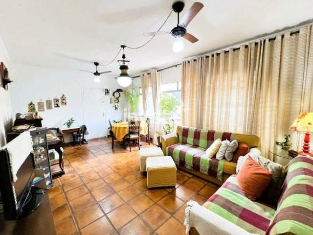 Apartamento à venda no bairro Embaré