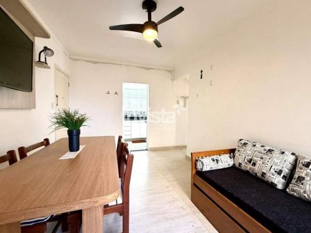 Apartamento à venda no bairro Embaré