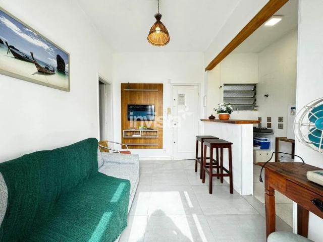 Apartamento à venda no bairro Embaré