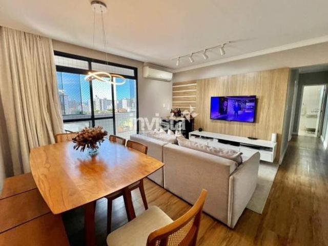 Apartamento à venda no bairro Embaré