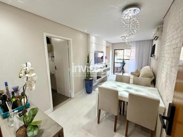 Apartamento à venda no bairro Embaré