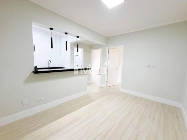 Apartamento à venda no bairro Embaré